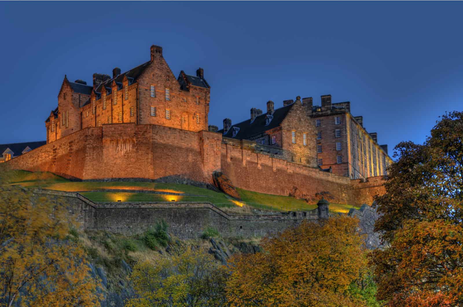 5 fascinating UK destinations steeped in history to visit this summer ...